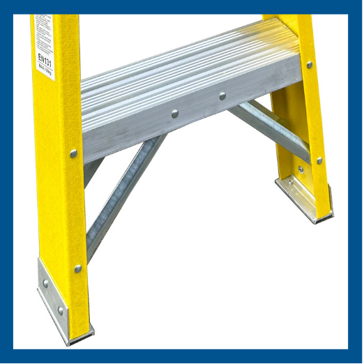 Titan Fibreglass Swingback Step Ladder 6 Tread (TNGFHS6) – BBF Towers